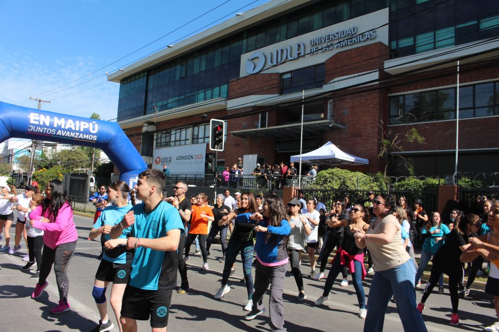 Más de 160 personas y siete carreras de UDLA son parte de Corrida ...