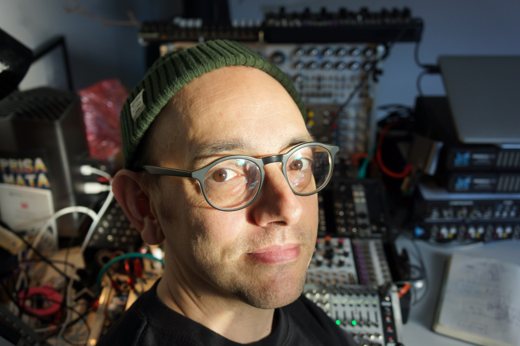 Cristian Vogel regresa a Chile con música innovadora | UDLA