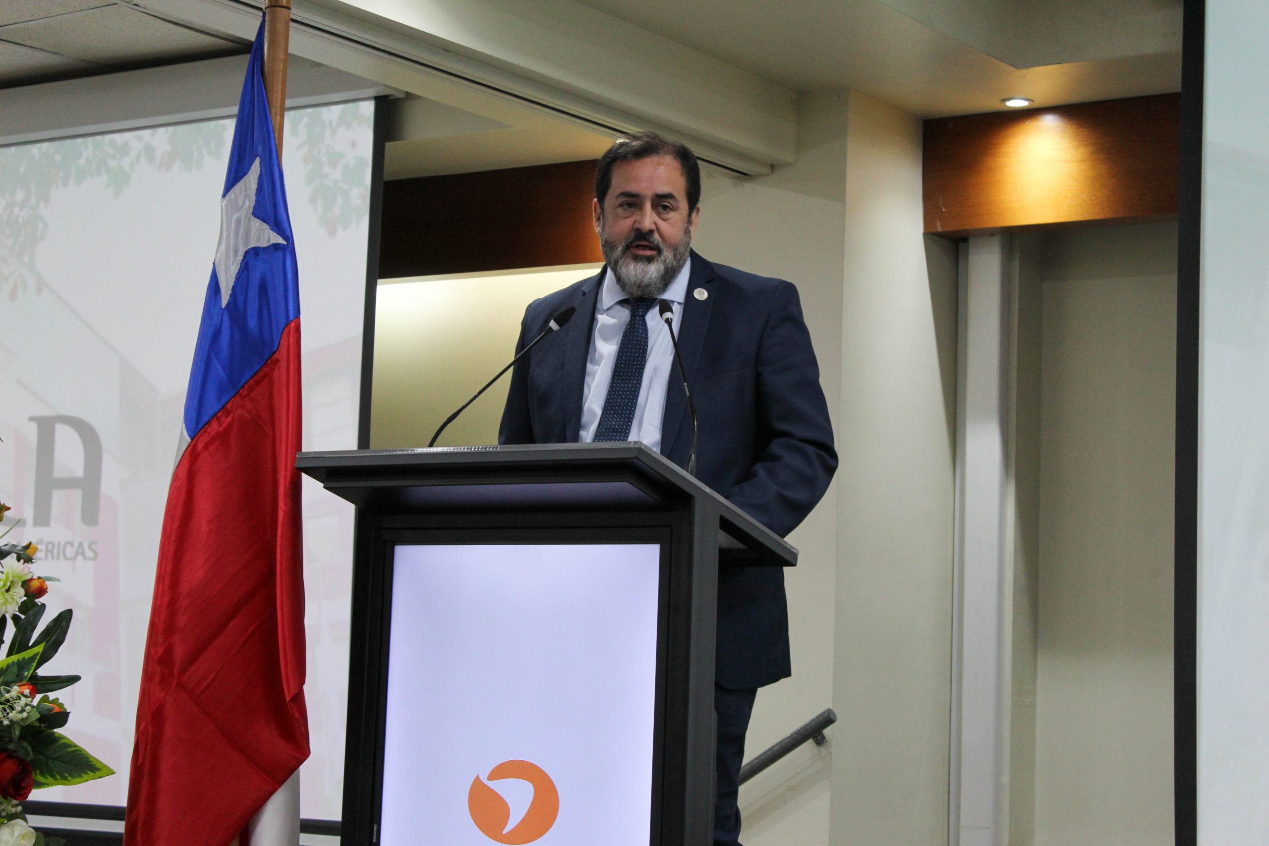 Campus Providencia da cierre a Escuelas Comunitarias